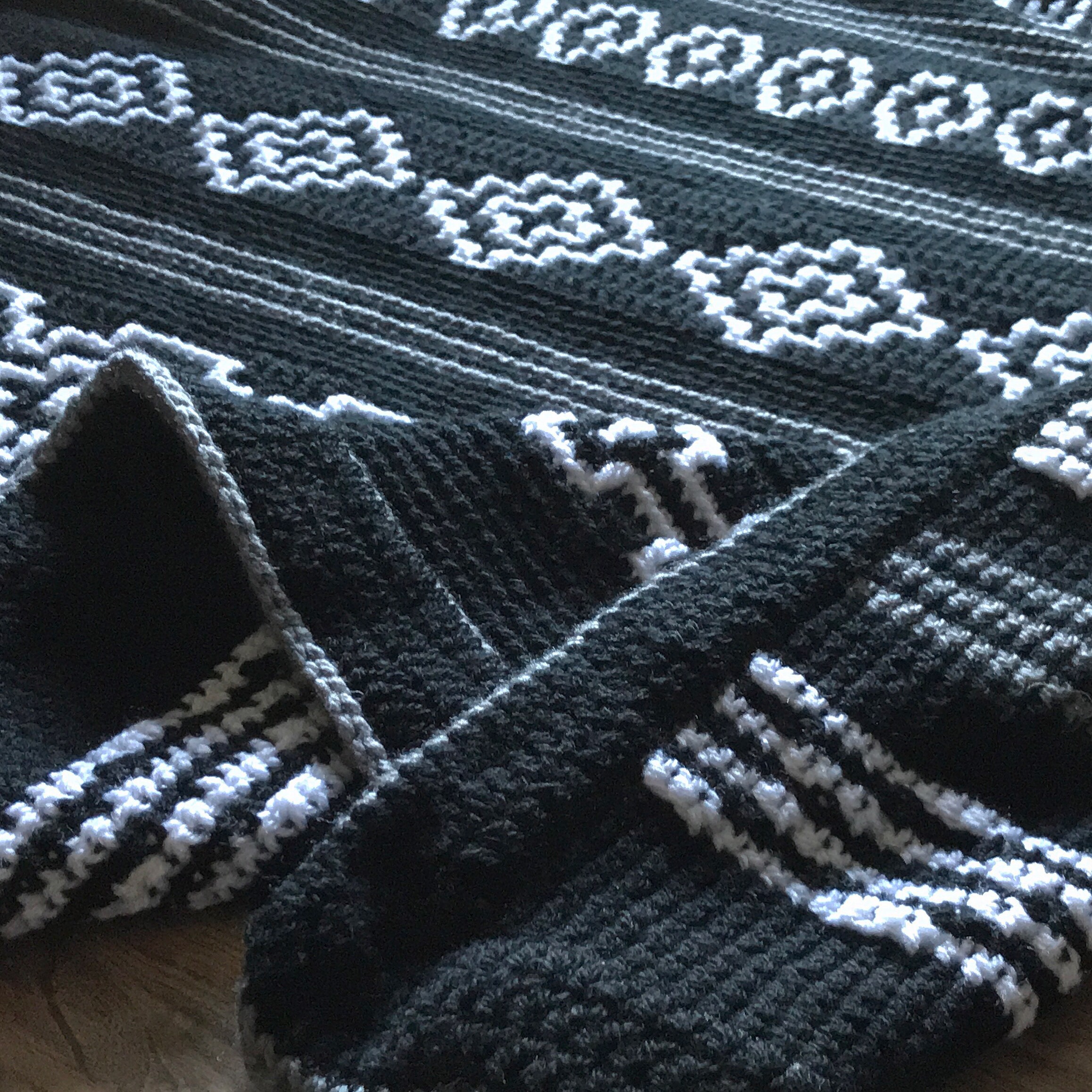 Indiana Afghan | Intwined