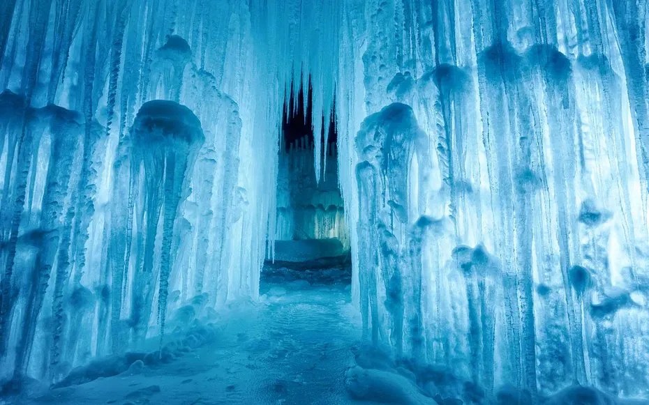 Athena And Obito’s Christmas Rescue Mission | Intwined